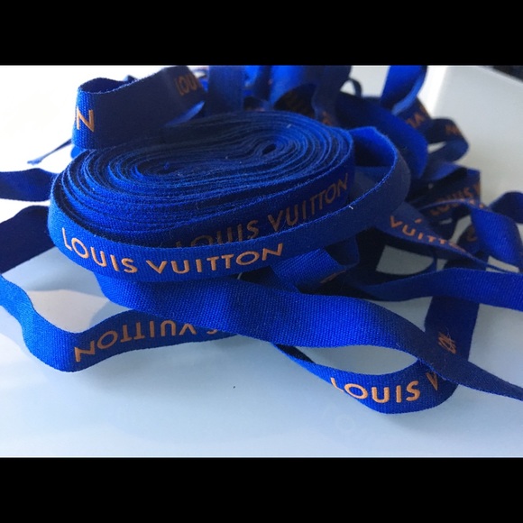 Louis Vuitton | Other | Louis Vuitton Authentic Classic Blue Ribbon 5 ...